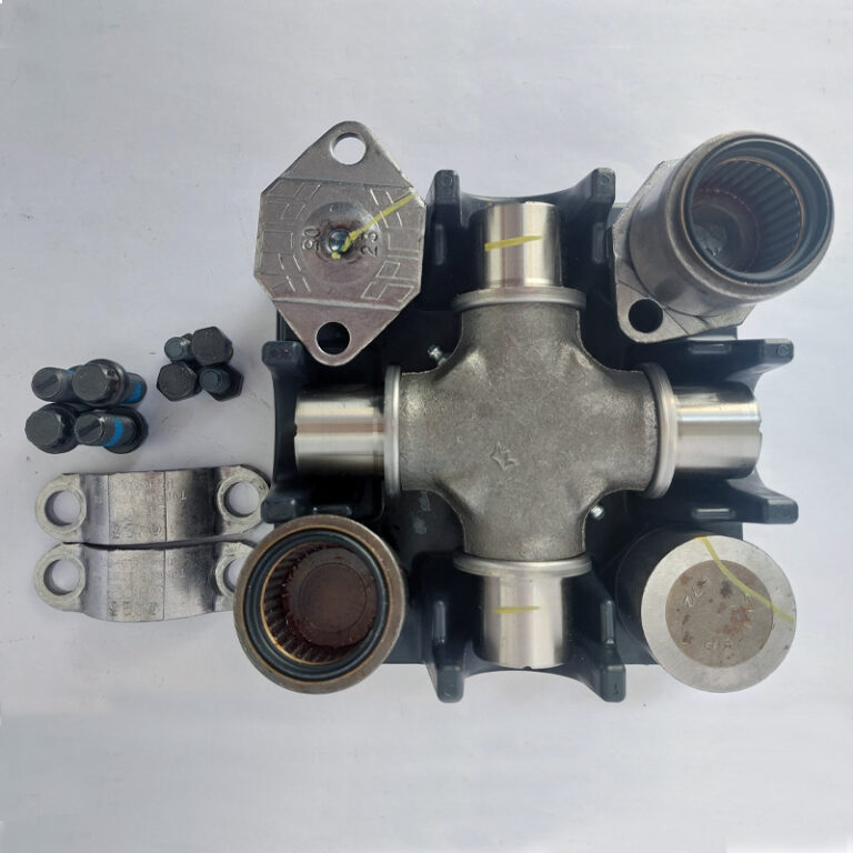 CRUCETA DE CARDAN 5-675X - Tren Automotriz